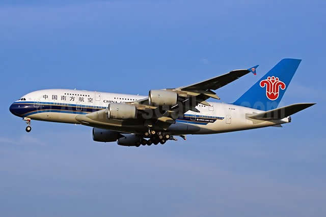 Airbus A380 Spotting Guide, Tips for Airplane Spotters, Photographs ...